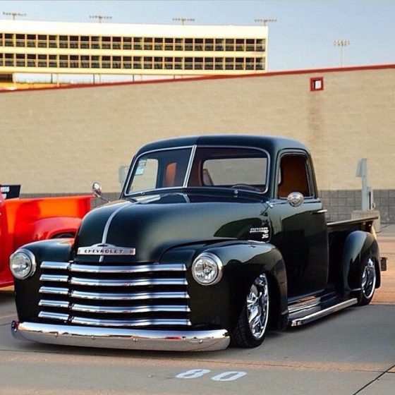 Low Fast Famous - Details of cars