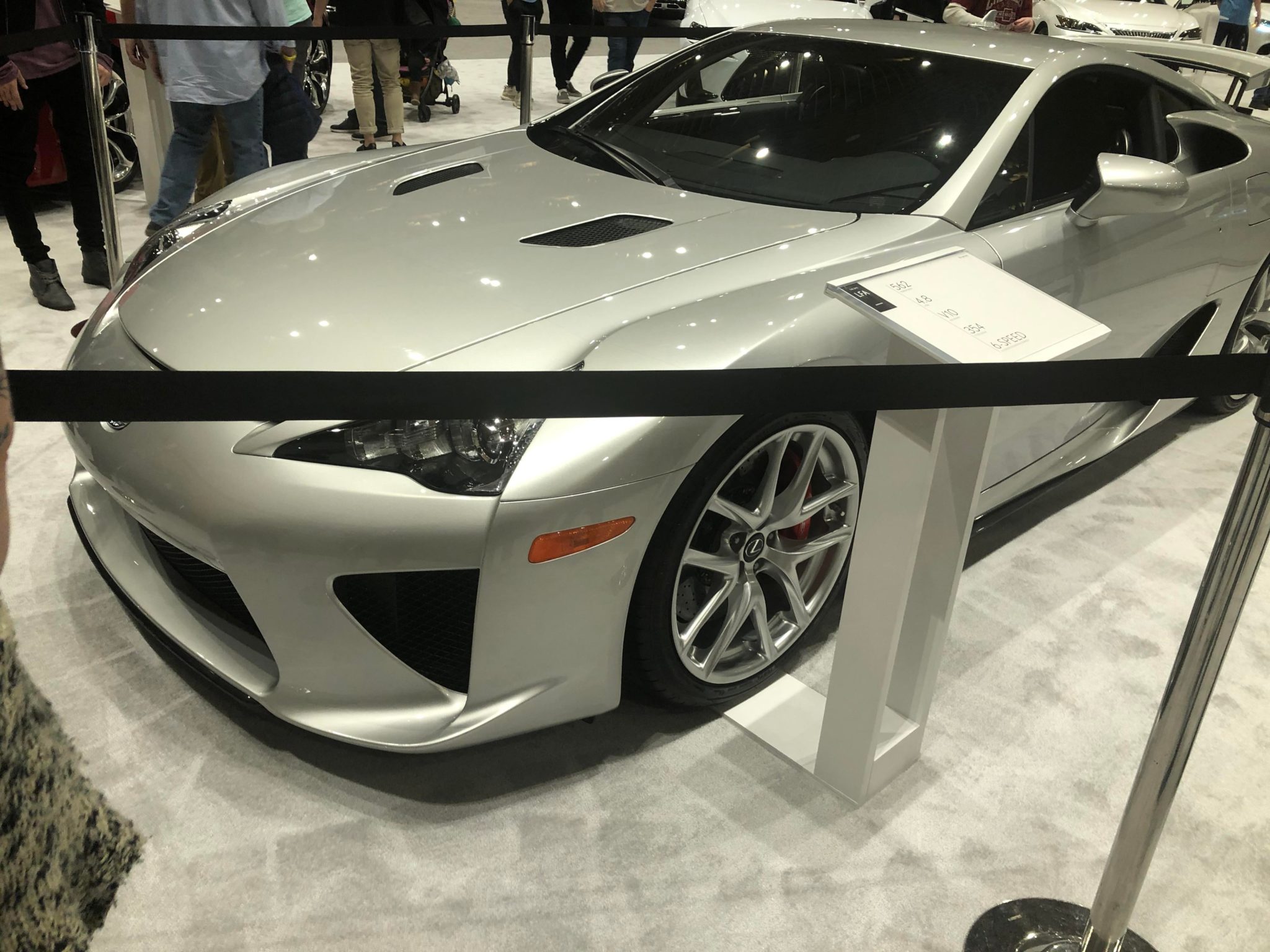 Lexus LFA in Portland auto show today - Details of cars